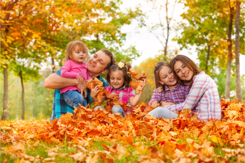 8 Fun Fall Activities to Do with Your Kids - Red Rock Fertility Center